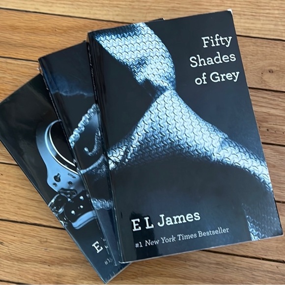 Other | Fifty Shades Of Gray Paperback Trilogy El James Freed Darker ...